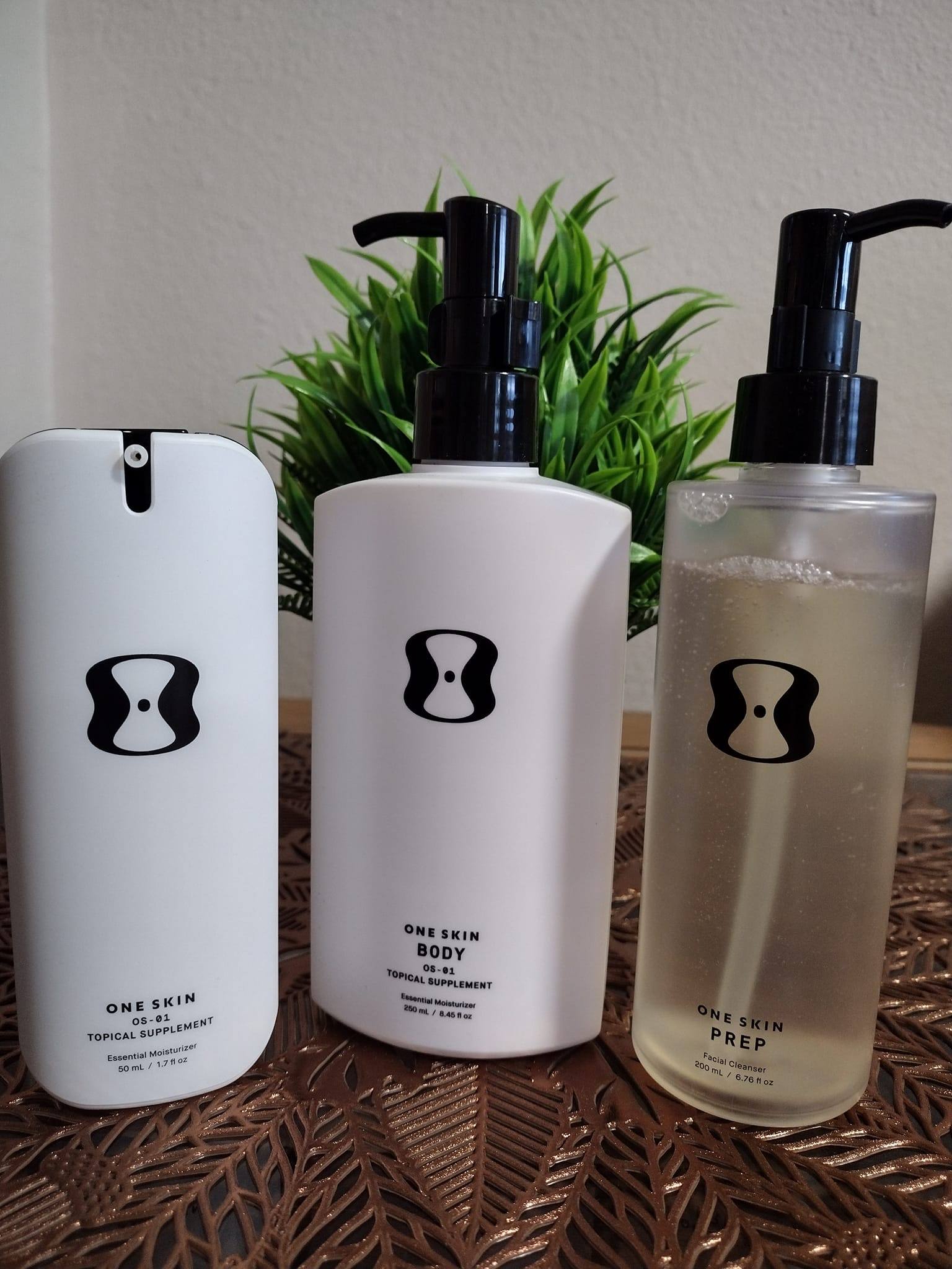 OneSkin Skincare helps to Empower Healthy Aging - Beautiful Moms Blog